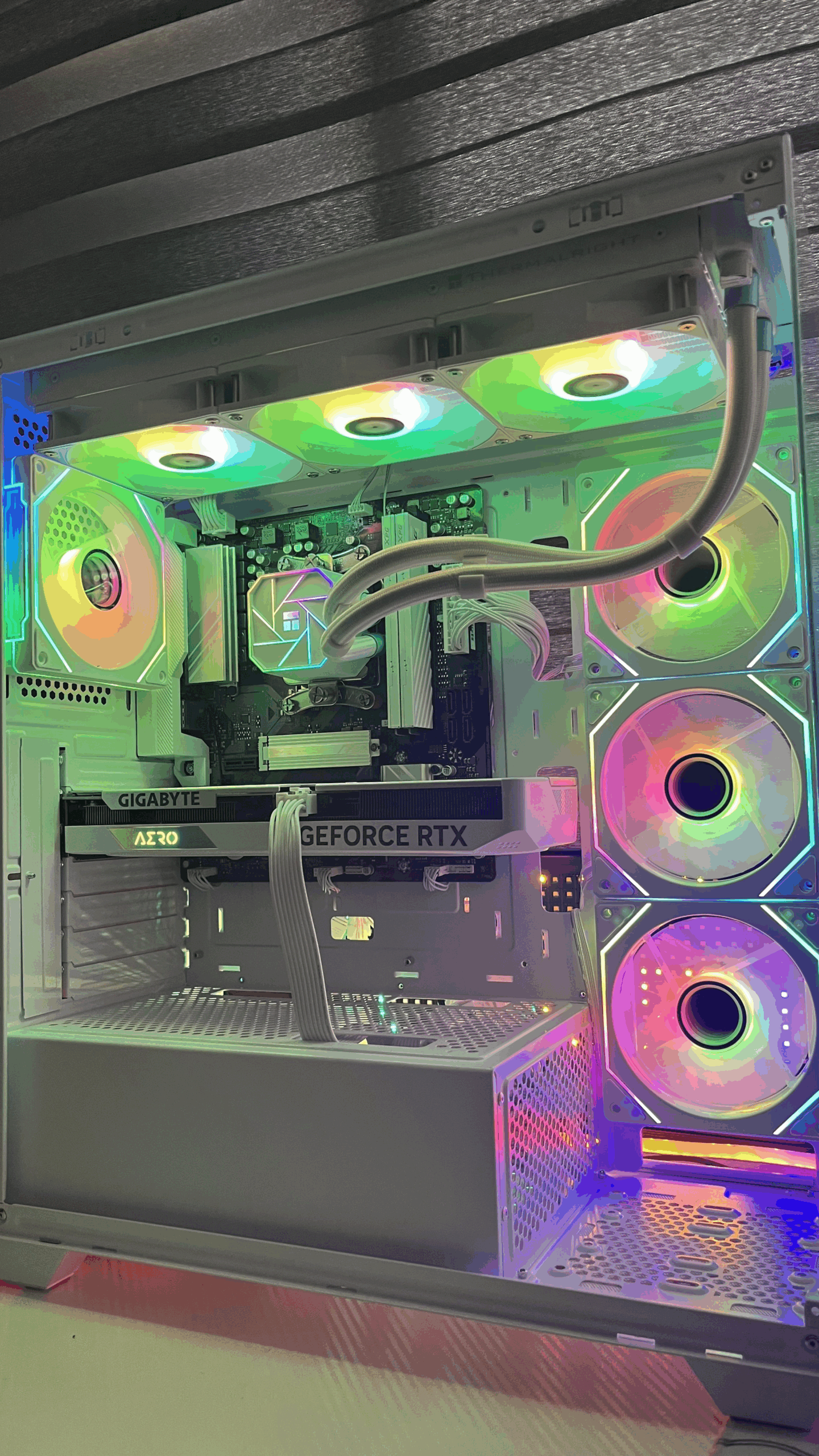 PC FULL BLANCO RYZEN 7 8700F / RTX 5060 / 32GB RAM / REFRIGERACION ...